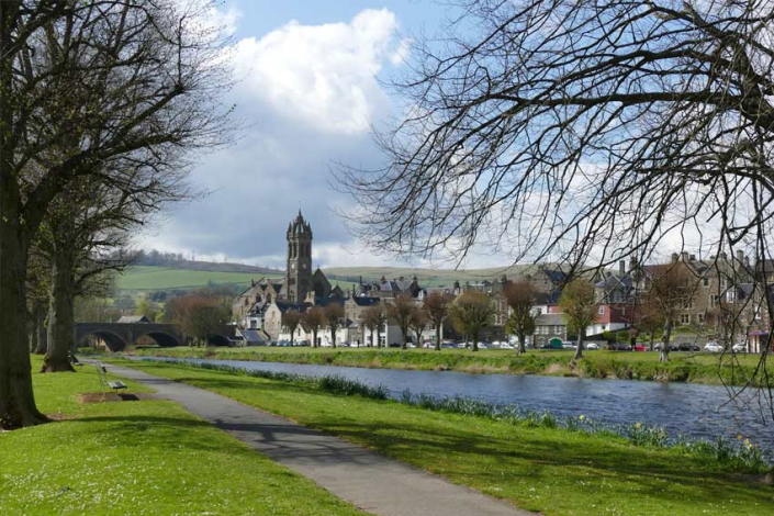Weather in Scotland in April - Big Sky Campers
